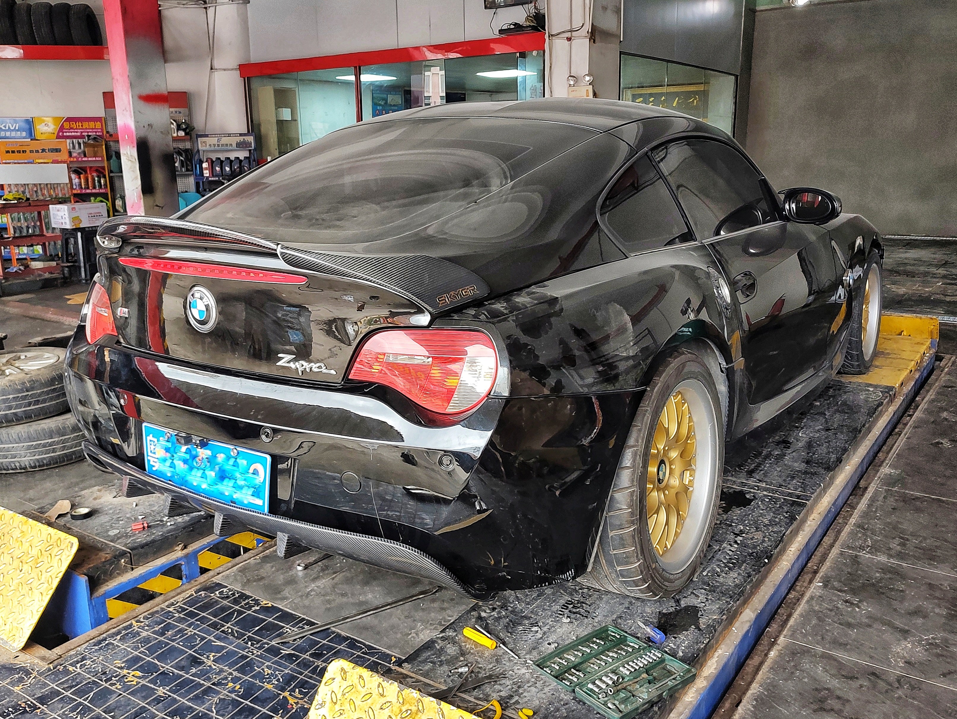 BMW Z4 E85/E86 Rear Diffuser — Carbon & FRP (2003–2008) | Skyer ...