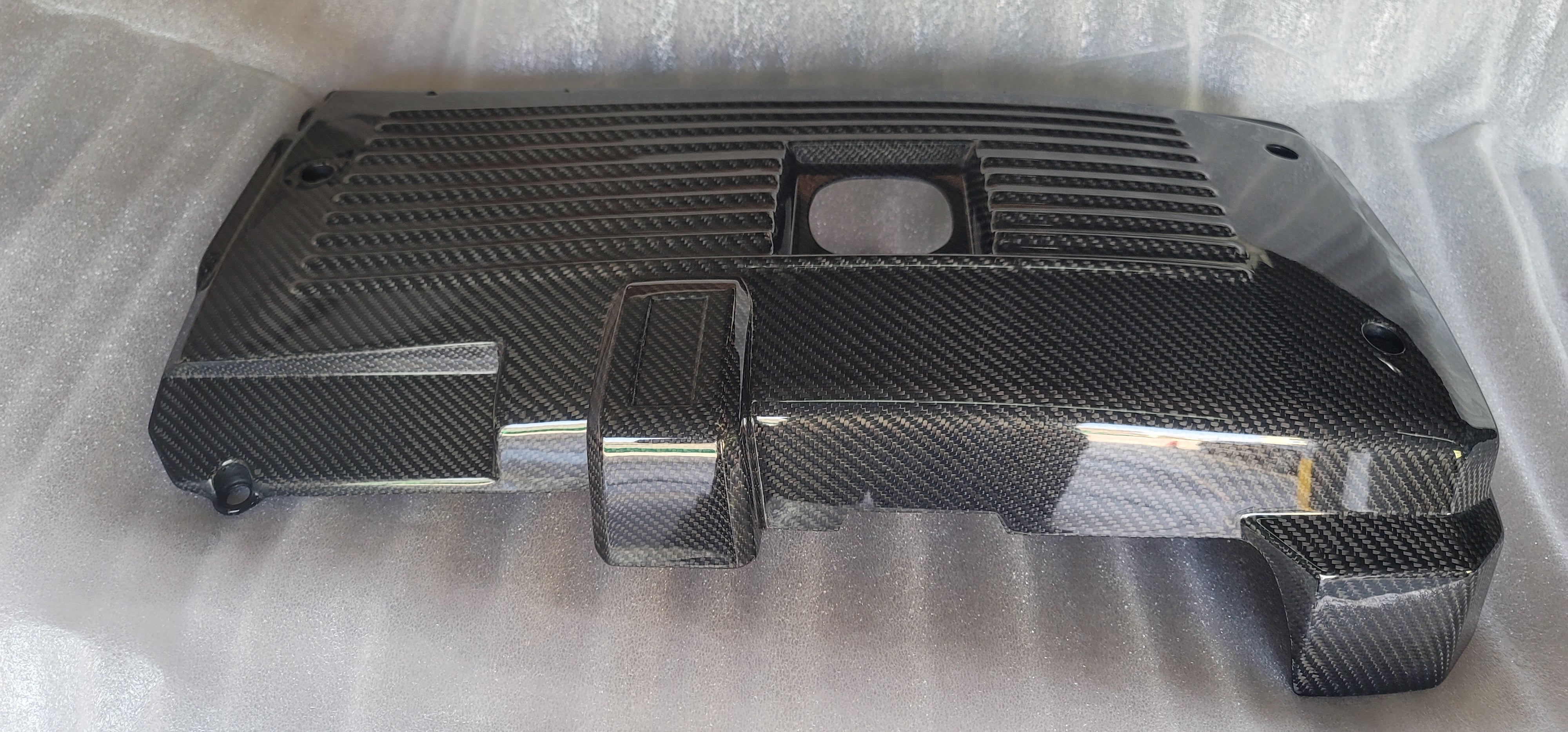 BMW N52 Carbon Engine Cover – SkyerMotorsport